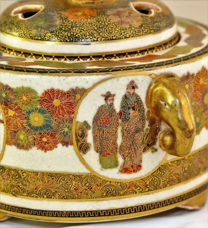 Japanese Satsuma Earthenware Koro, Incense Burner, signed Japanese Satsuma Earthenware Koro, Incense Burner, signed